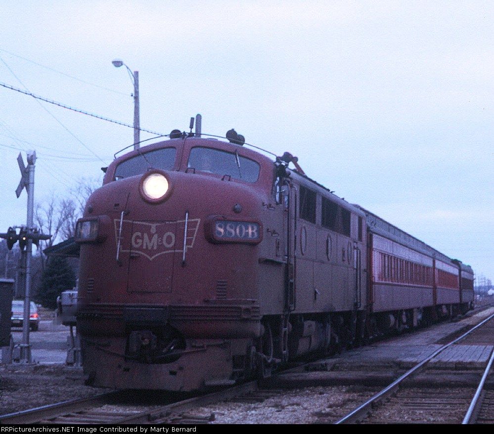 GM&O 880A at 6:46 a.m. with Tr.# 16